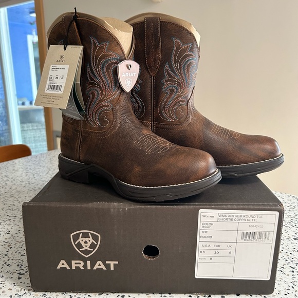 Ariat | Shoes | Ariat Distressed Brown Leather Western Boots | Poshmark